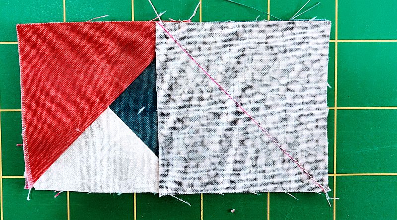 Scrapdash Quilt Tutorial ⋆ Block of the Month, the Challenging Block