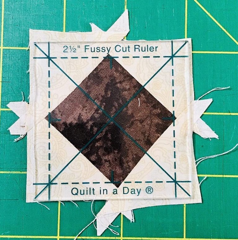 Spool and Bobbin Quilt Block ⋆ Scrapdash